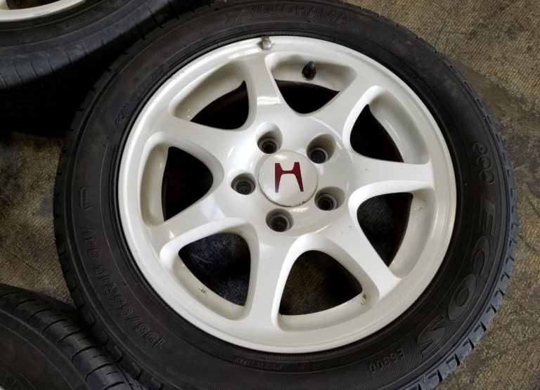 Honda Civic Type R EK9 Buyer's Guide & History - Garage Dreams