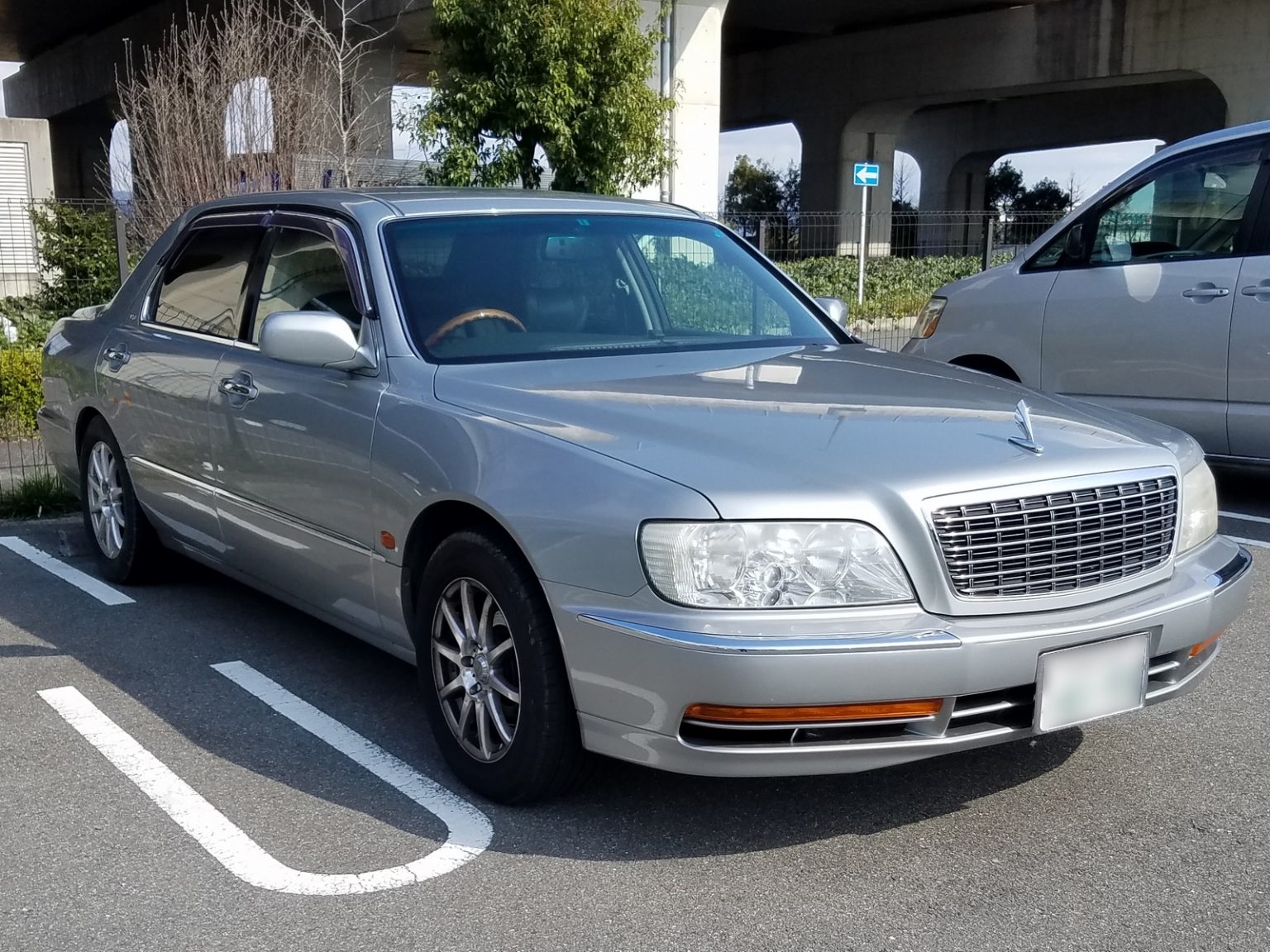 What Is A Flagship Car? - Garage Dreams